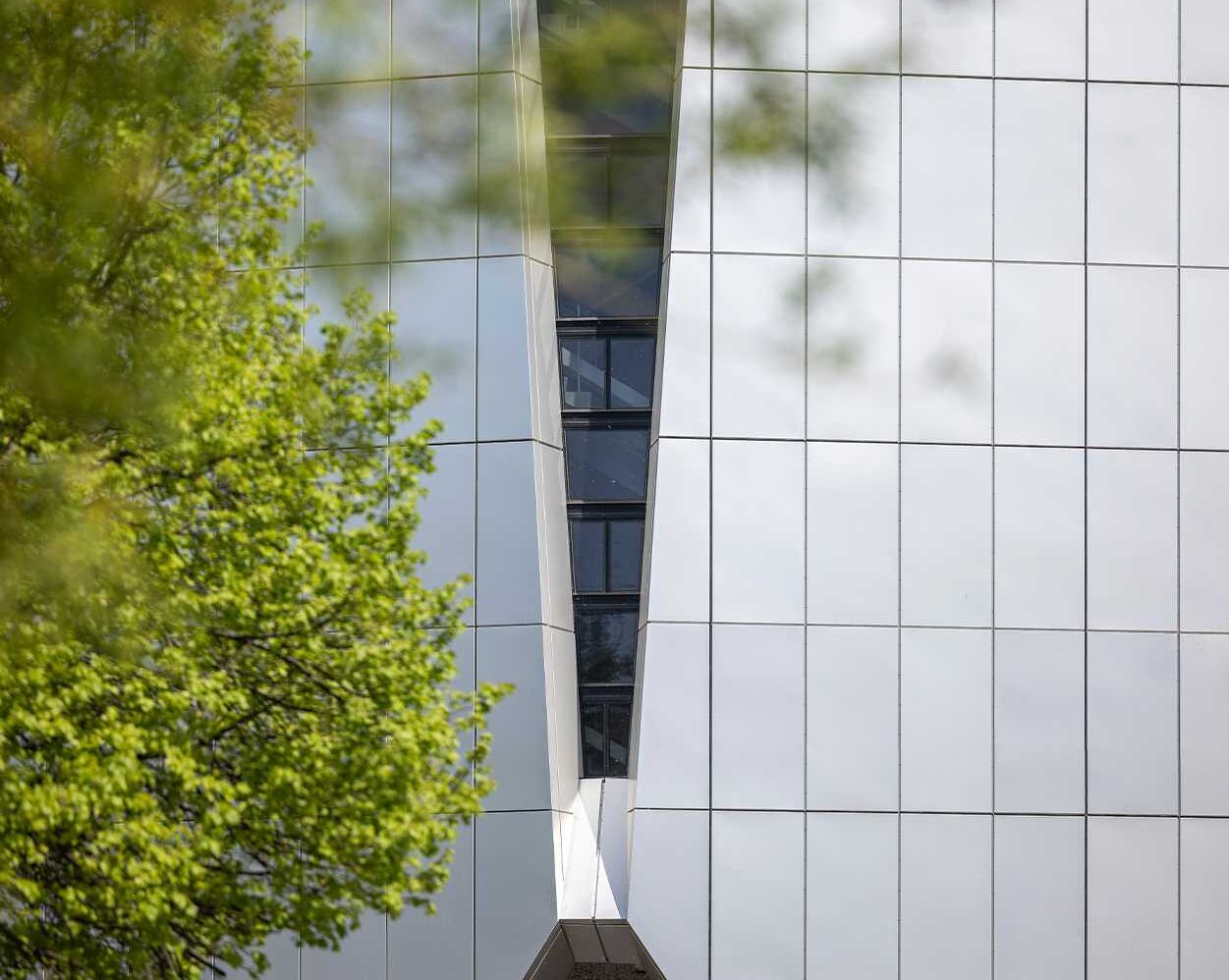 Hexagon Tower Transformed into Next Generation Life Science Hub - Corstorphine & Wright